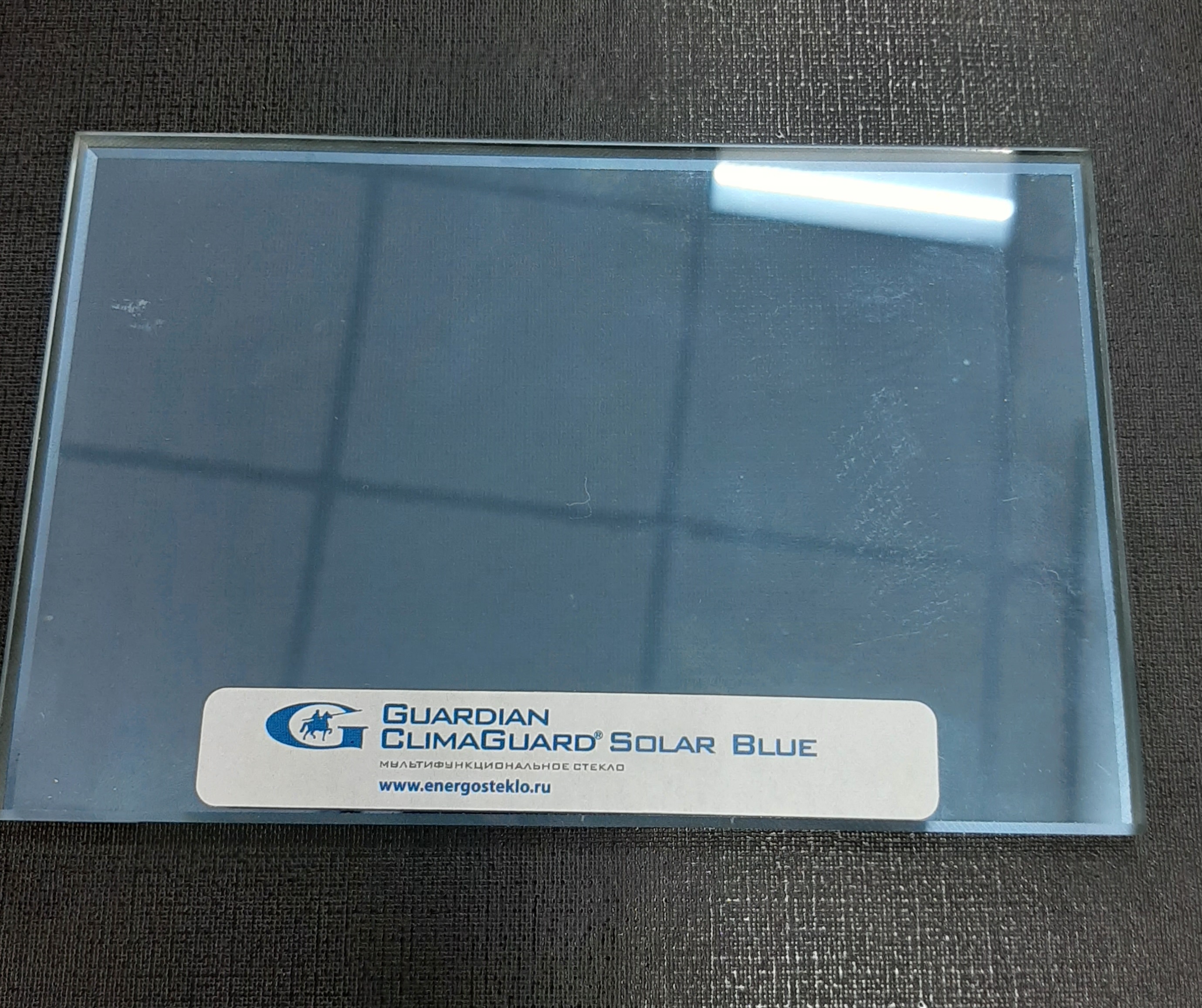 Фотографии стекла AGC и Larta